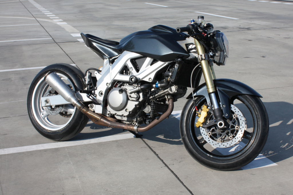 Finishing the Bodywork – ClayMoto